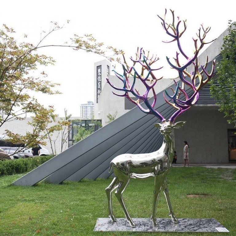 Popular Statue of Deer : Exploring Different Styles and Designs