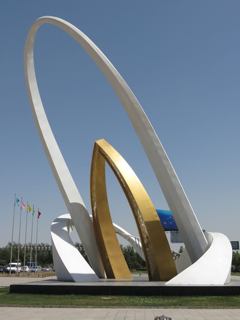 Modern Monument Huge Sculpture for an Iconic City Identity GSS-048